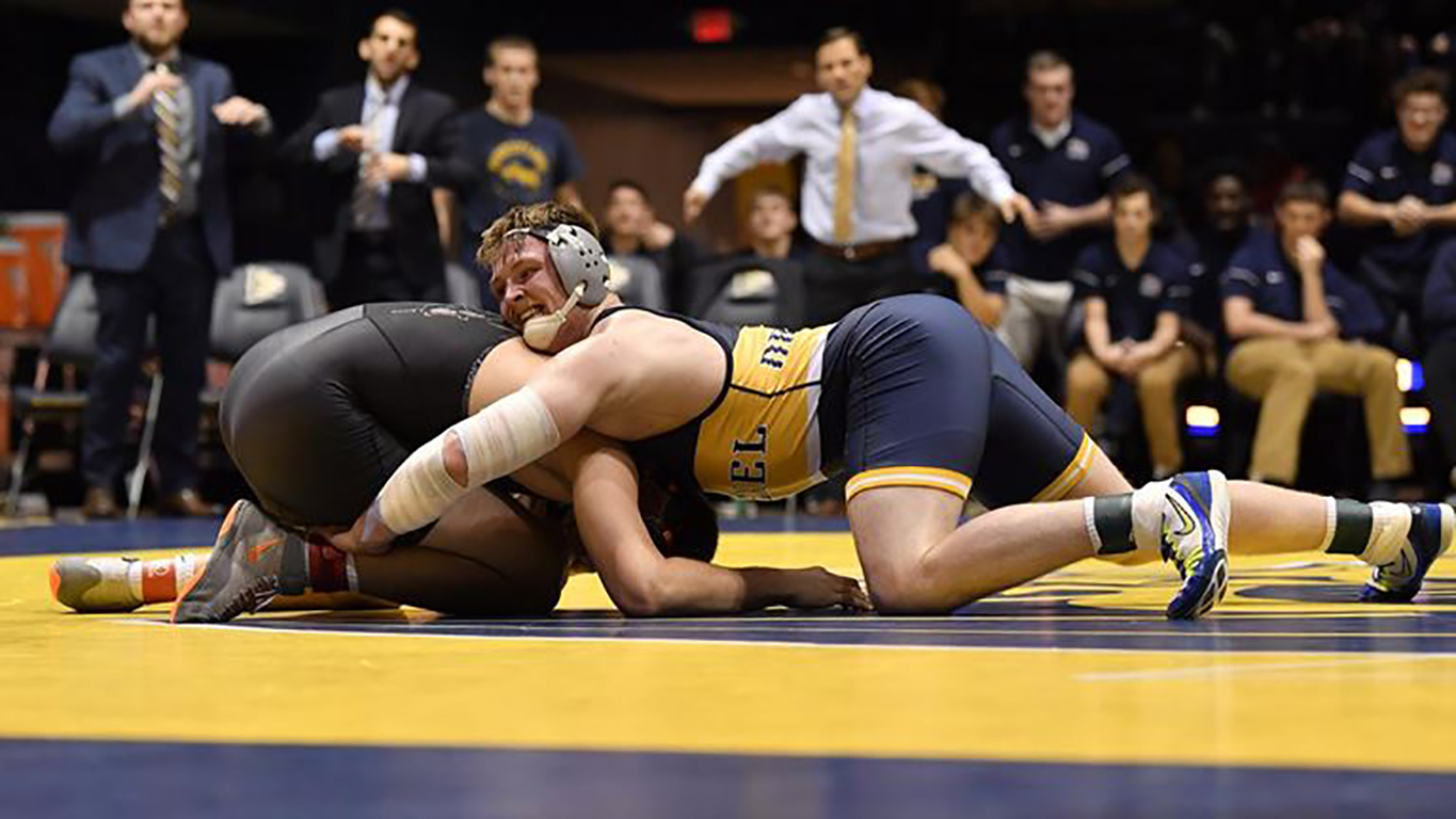 Stefan Kusmirek - The Triangle